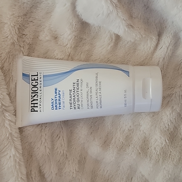 physiogel | Skincare | Physiogel | Poshmark